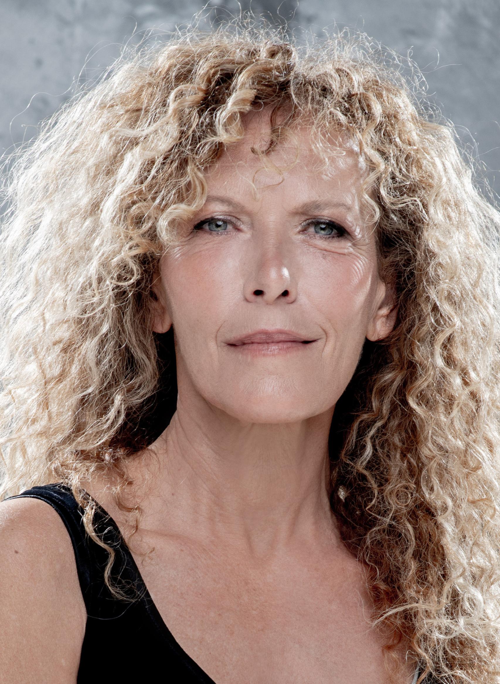 La actriz Carmen Conesa: “Atreverse es vital, tanto como no tener ...