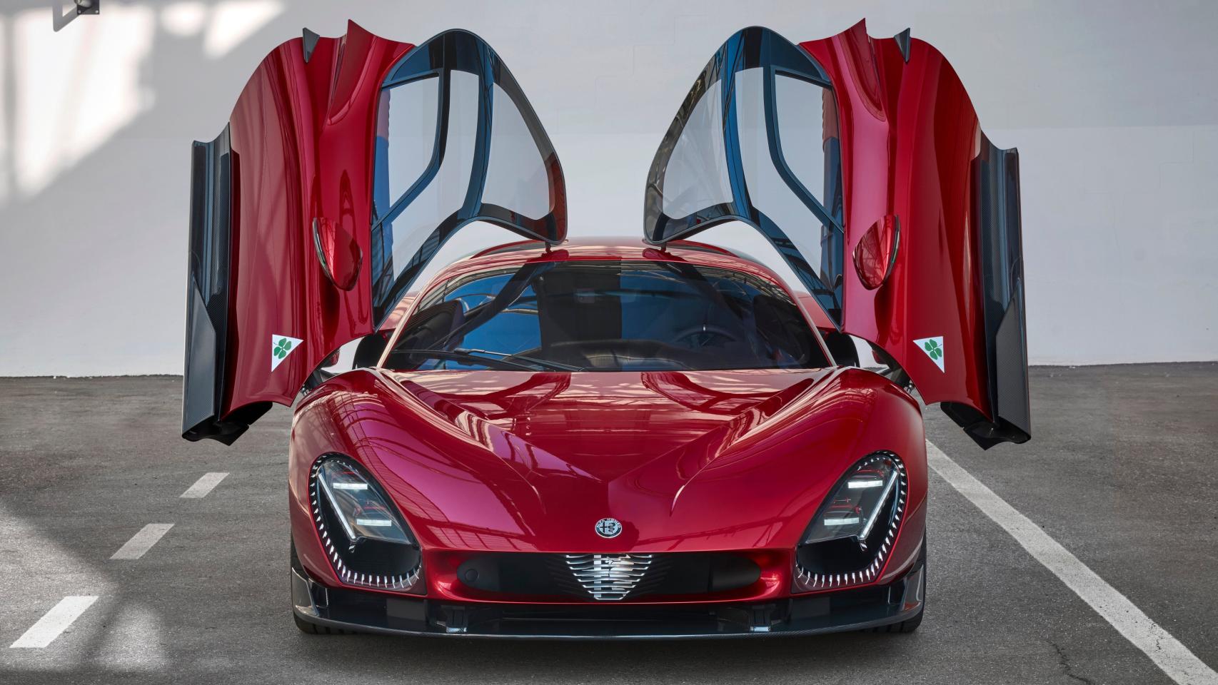 El nuevo Alfa Romeo solo para ricos: 33 unidades, hasta dos millones de euros y todas las ...