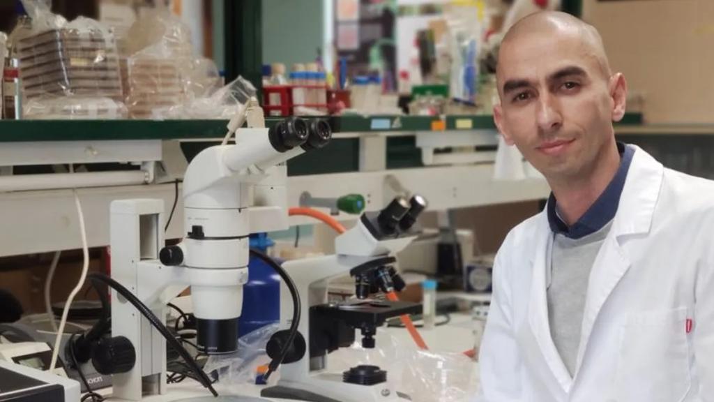 Raúl Rivas, microbiólogo: "Con dos kilos de toxina botulínica se podría ...