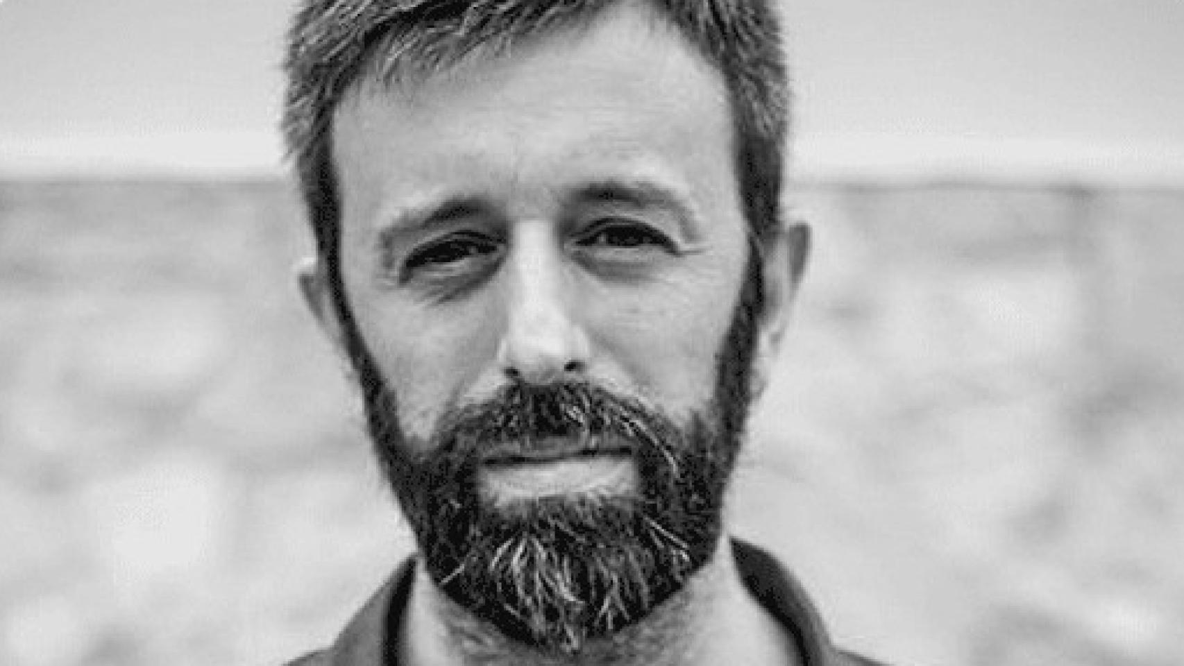 Nadal Suau gana el Premio Anagrama de Ensayo con 'Curar la piel', un ...