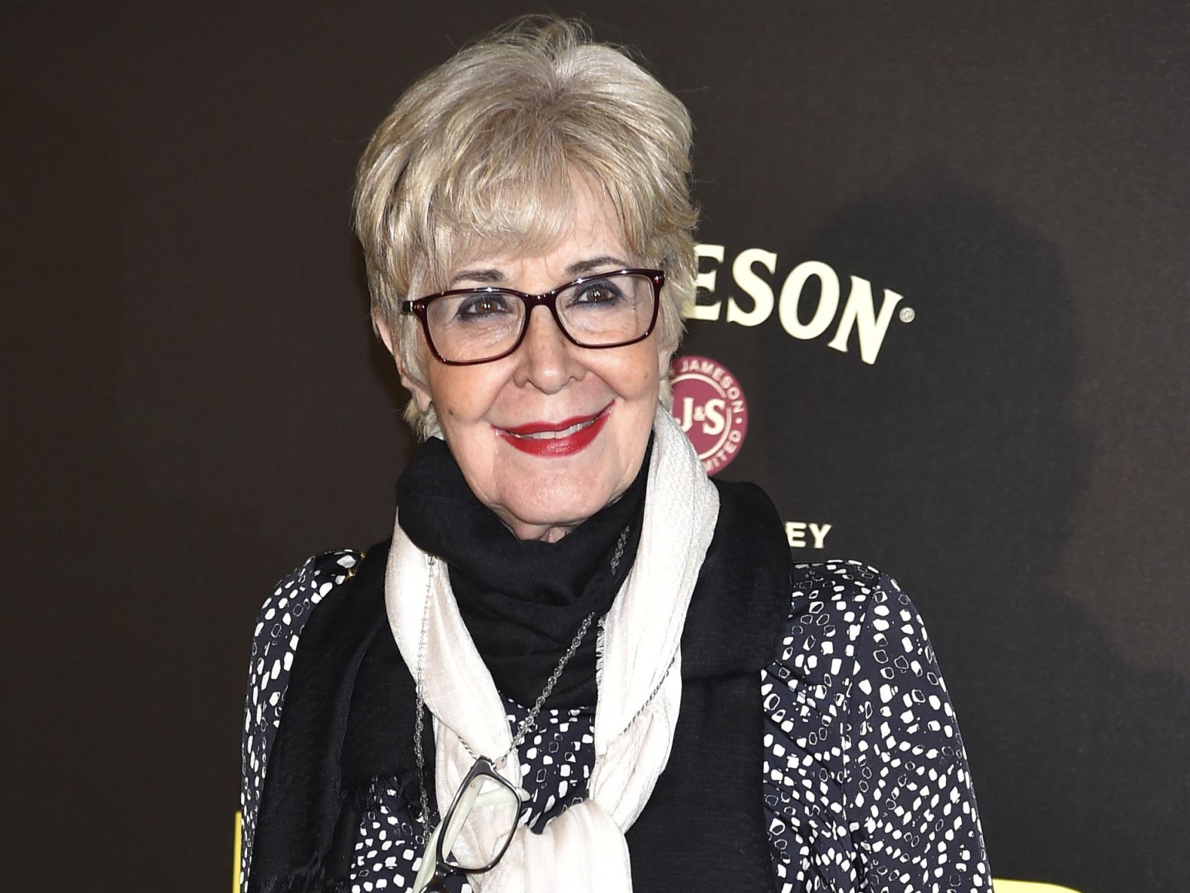 Concha Velasco, entre trofeos y como en el salón de casa: un amigo ...