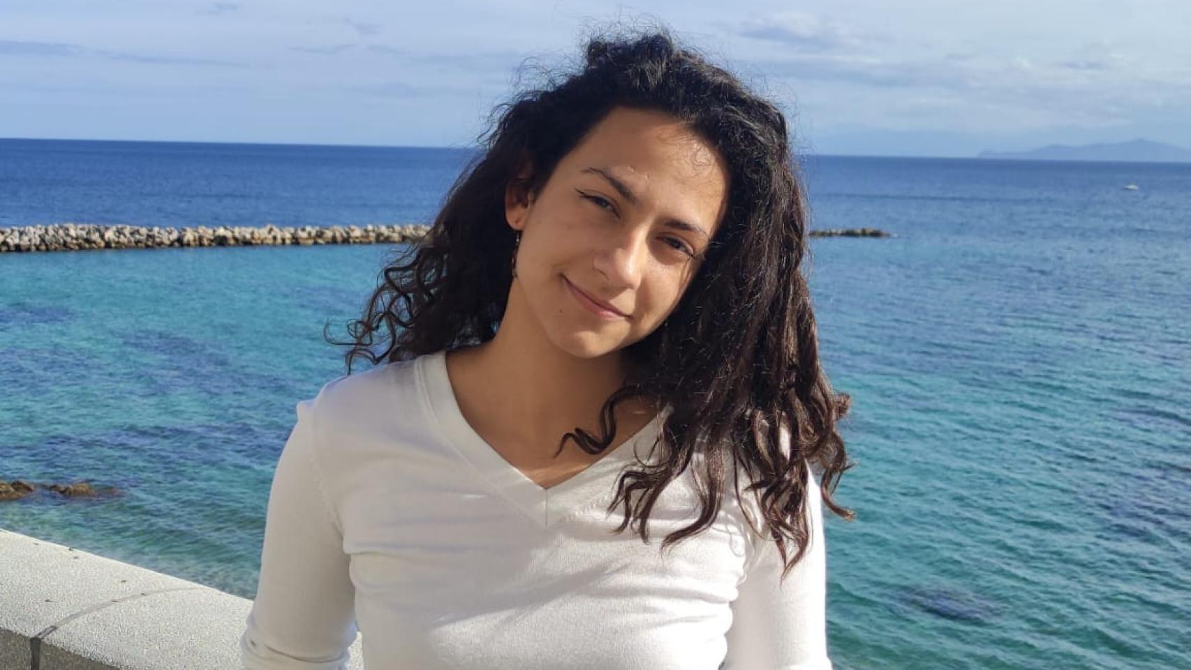 Sara El Khattabi, la ceutí con 13,9 en Selectividad invitada por Leonor ...