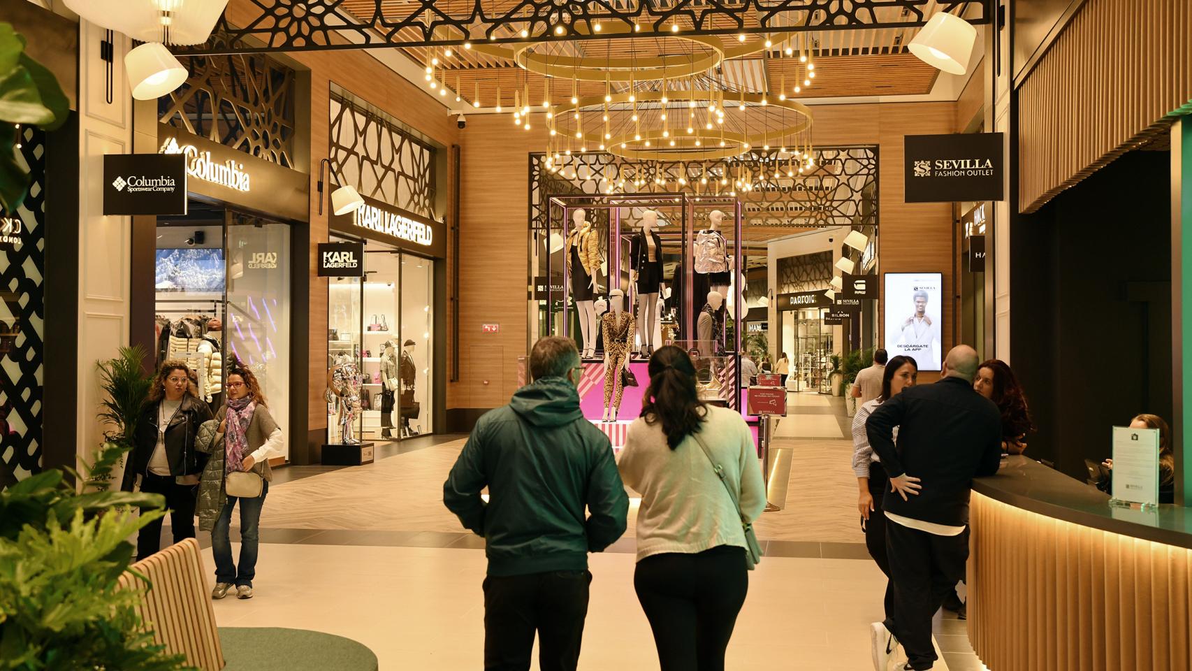 VIA Outlets quiere expandir la moda premium en España tras invertir 30M ...